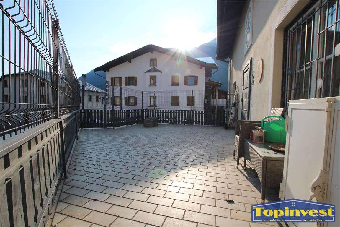 Trilocale buono stato, piano terra, Tubre