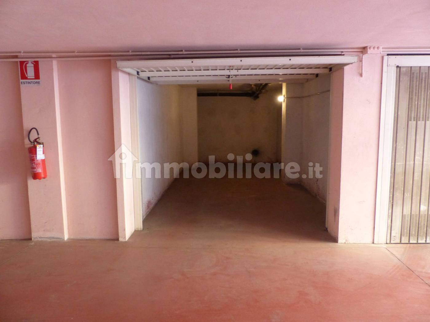 Garage - Box in Vendita