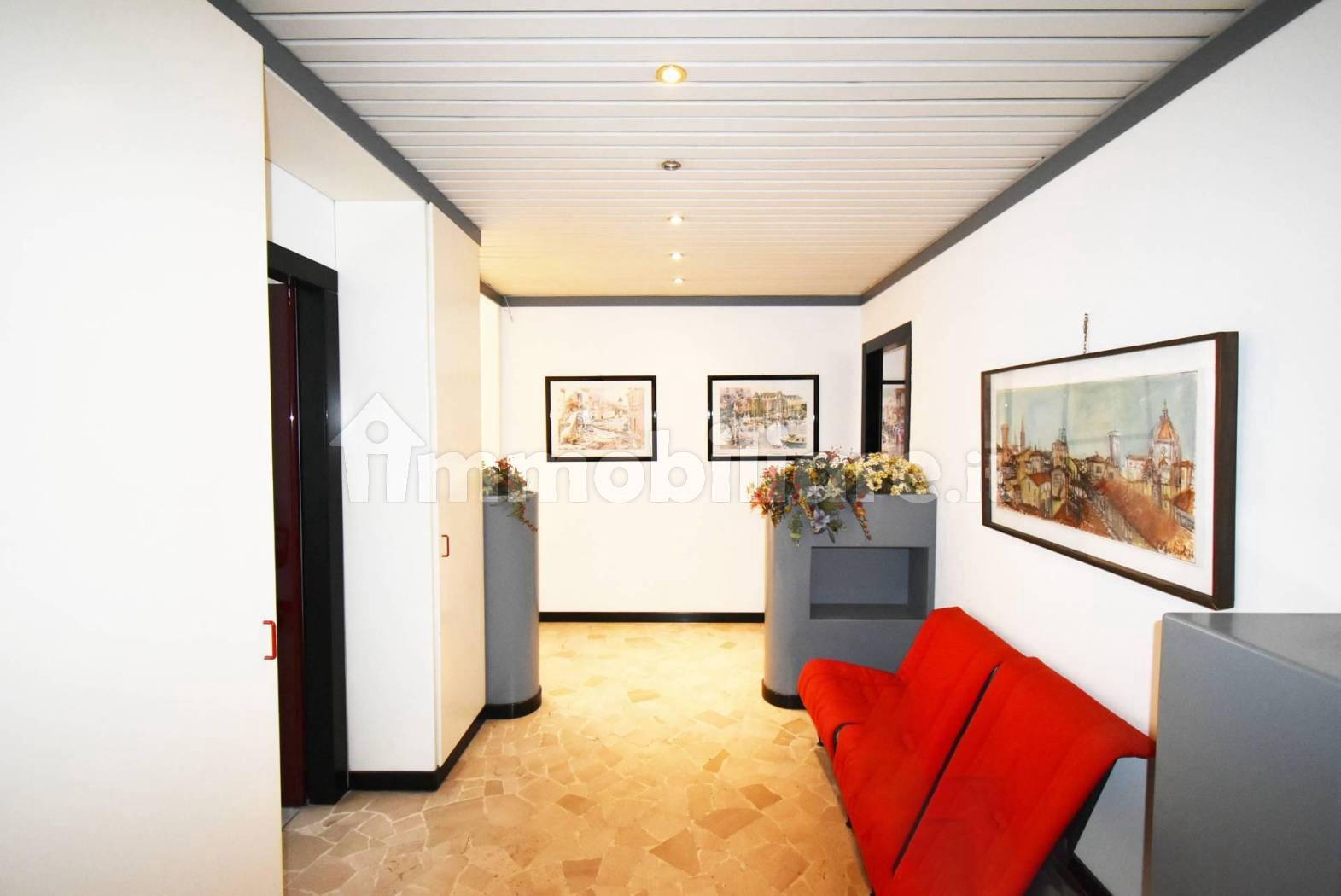 Quadrilocale via Baslini 5, Centro, Merate