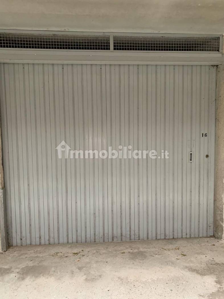 Garage - Box in Vendita