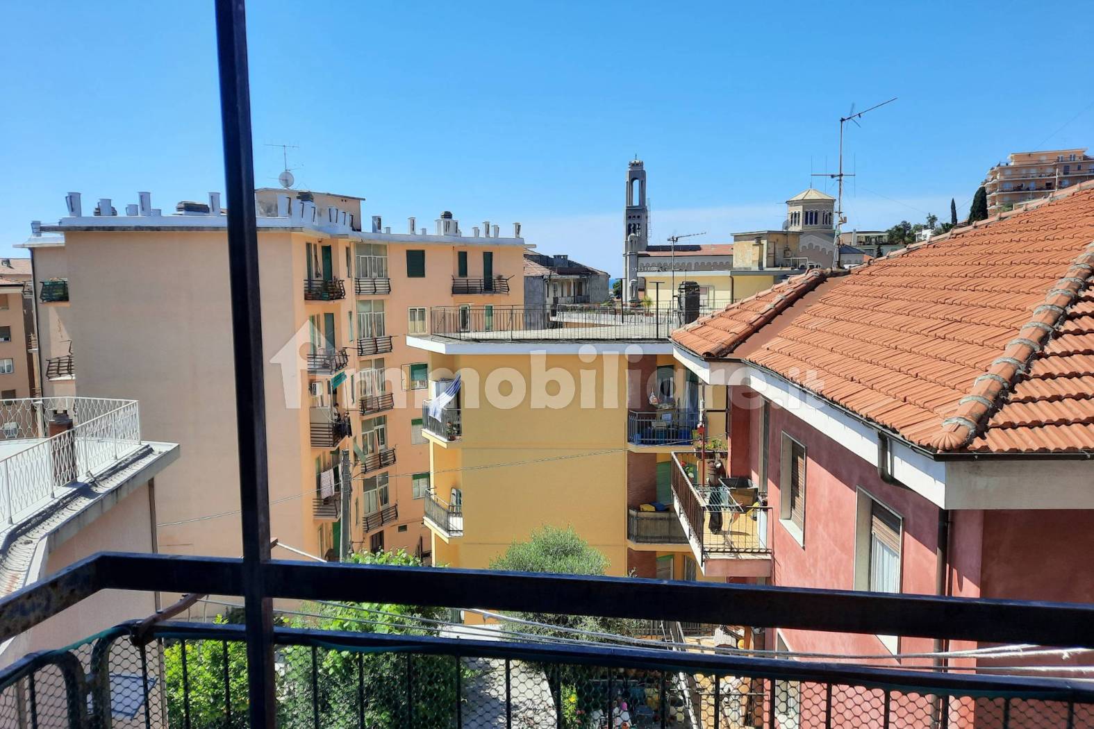 Trilocale via Privata Risso 19, Porto Maurizio, Imperia