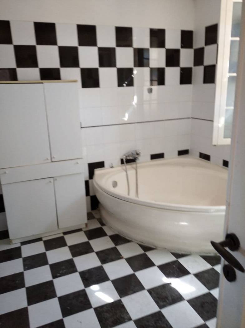 Trilocale via Vittorio Emanuele III, Centro, Strangolagalli