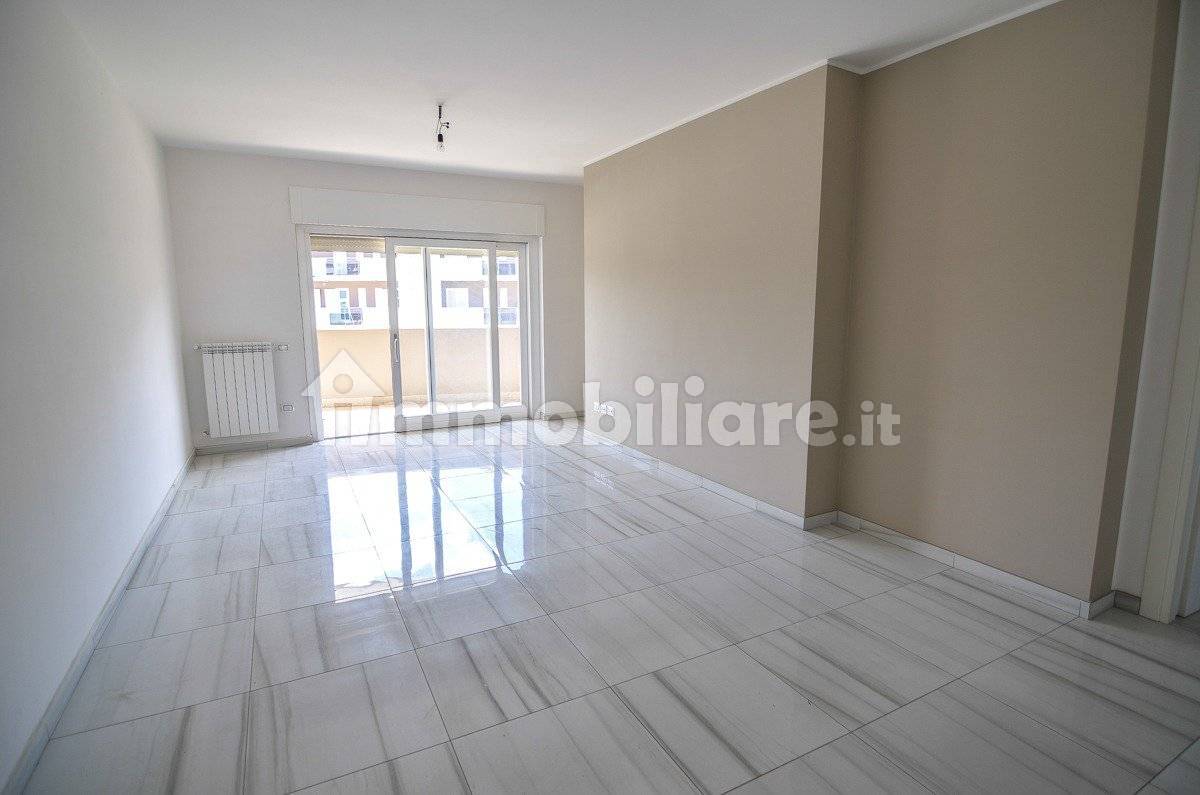 Trilocale nuovo, primo piano, Trentola-Ducenta