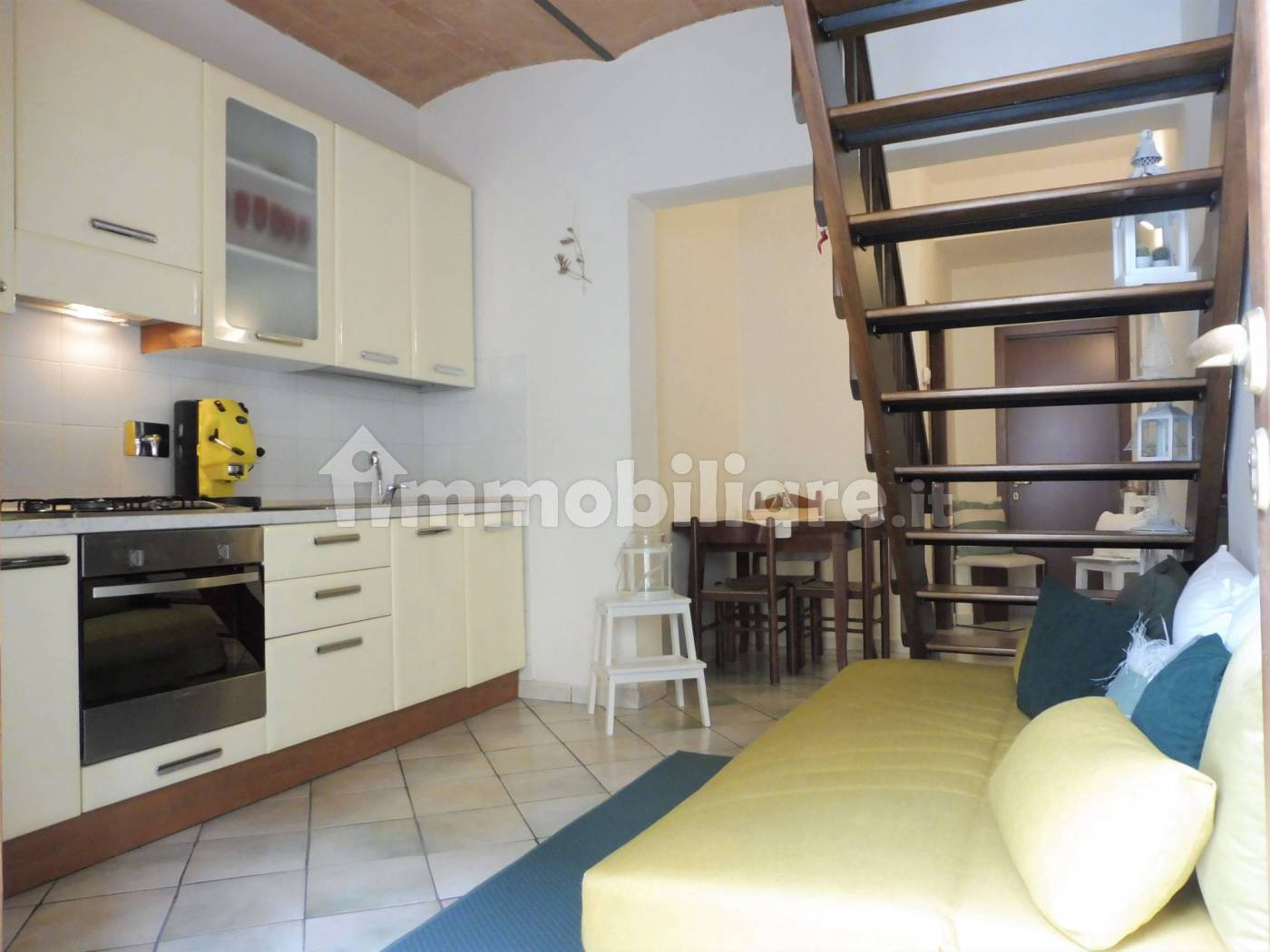 Bilocale via Dante Alighieri, Limite, Capraia e Limite