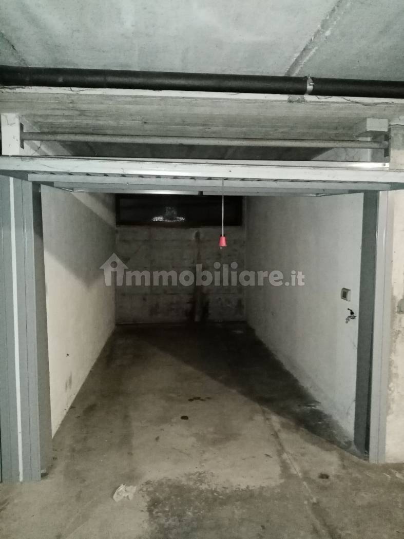 Garage - Box in Vendita