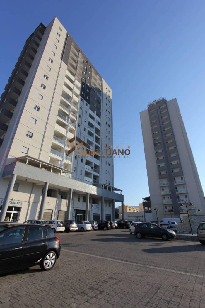 Trilocale piazza Donato Bergamini, Stadio - Città 2000, Cosenza