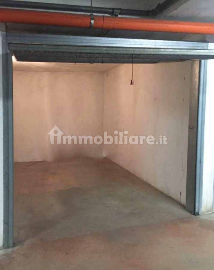 Garage - Box in Vendita