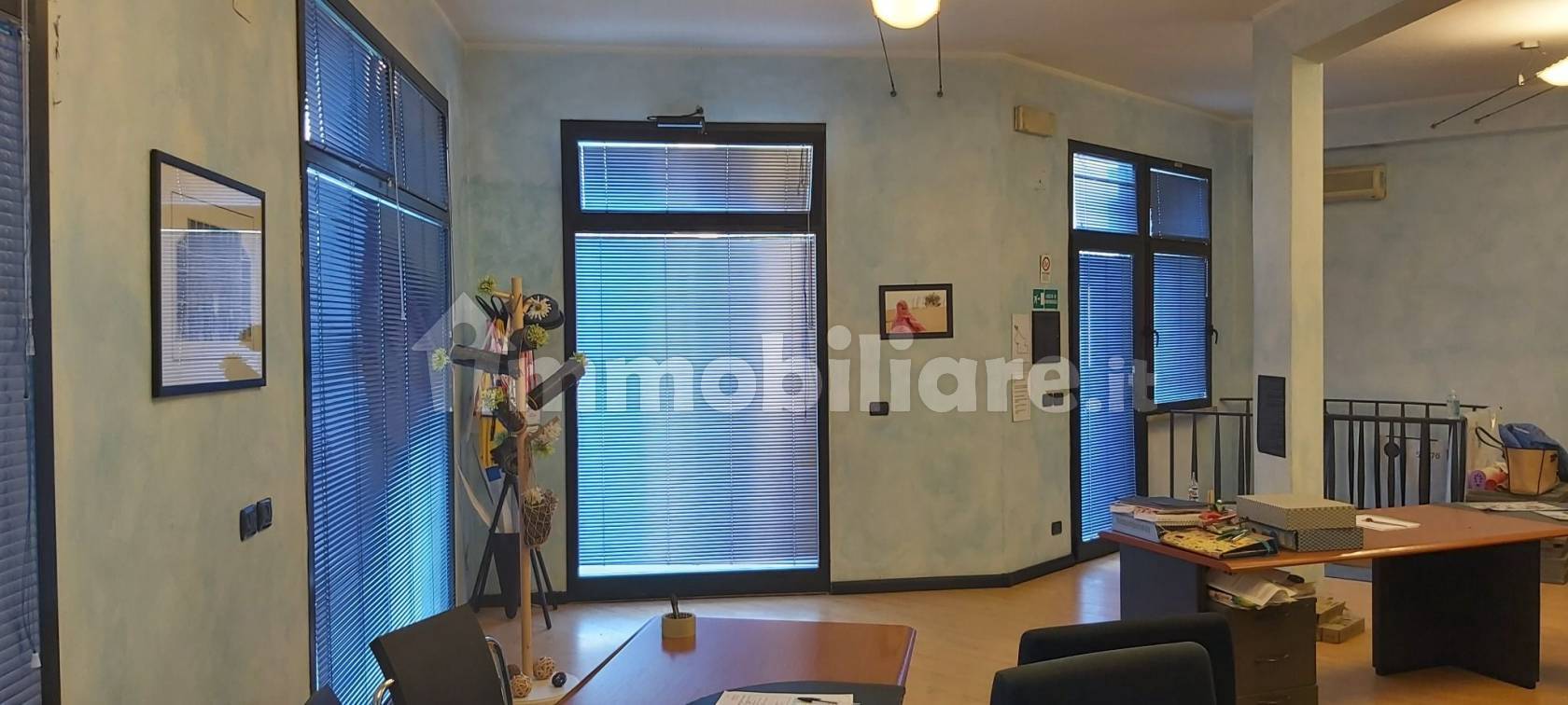 Locale commerciale in Vendita