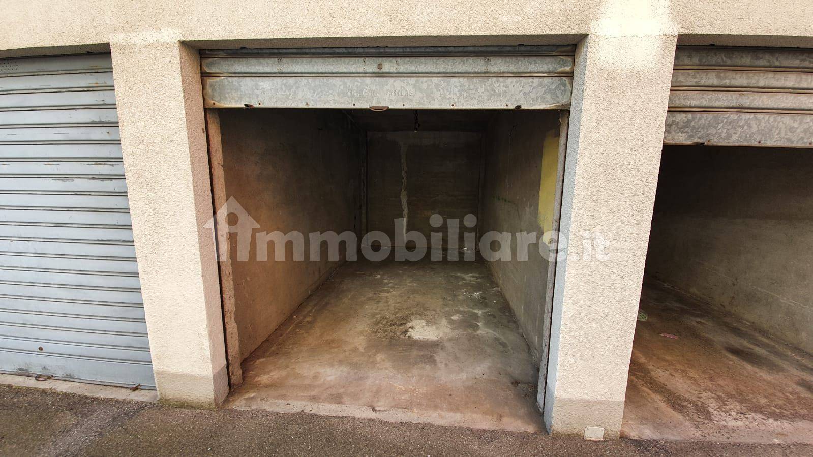 Garage - Box in Vendita