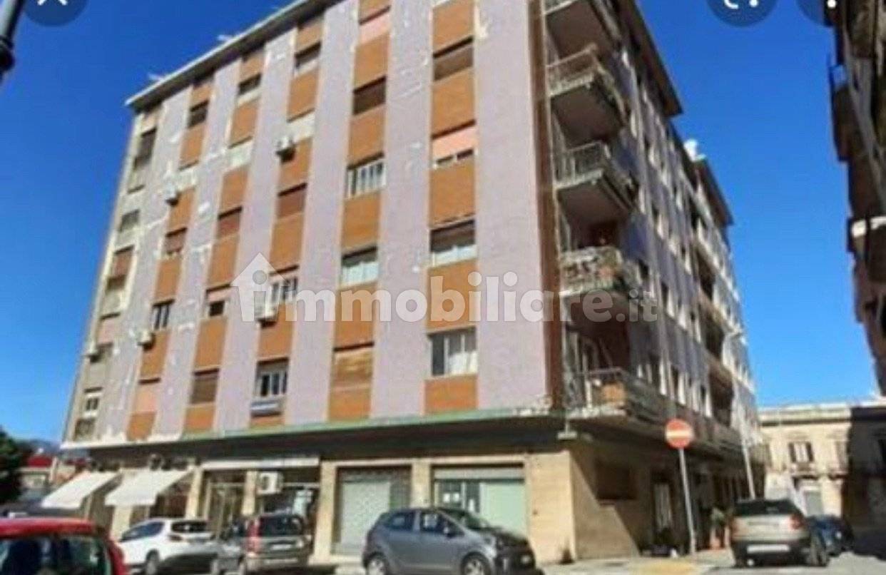 Trilocale via Siena 16, Centro, Villa San Giovanni