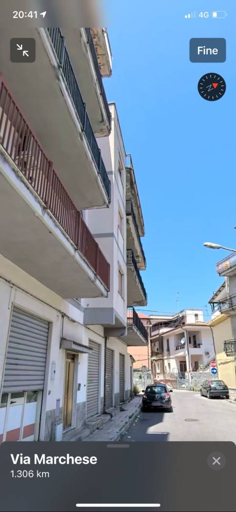 Trilocale via Marchese, Bianco