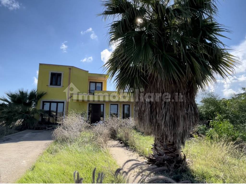 Vendita Villa unifamiliare in via Olinto Marinelli Siracusa. Buono ...