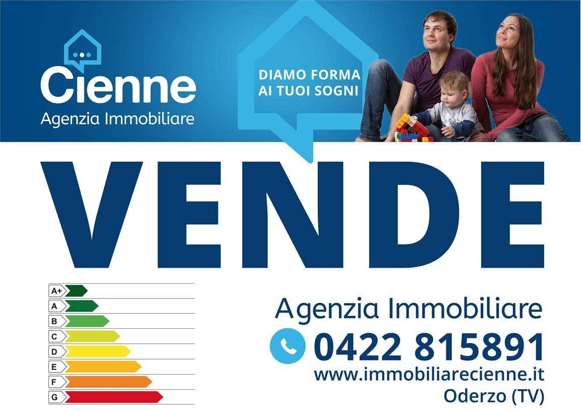 Locale commerciale in Vendita