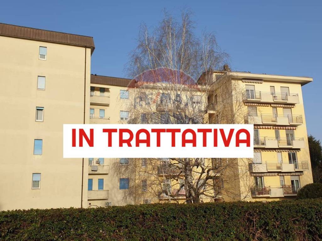 Vendita Appartamento Cantello. Trilocale in via Giovanni Baj 4. Buono ...