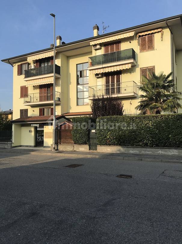 Bilocale via Cavalier Salvatore Marazzina 8, Massalengo