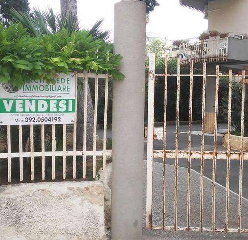 Garage - Box in Vendita