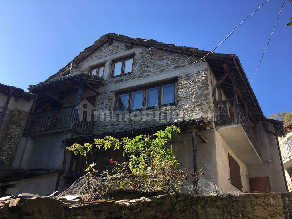Sale Single-family detached house in frazione Colle San Giovanni Viù ...