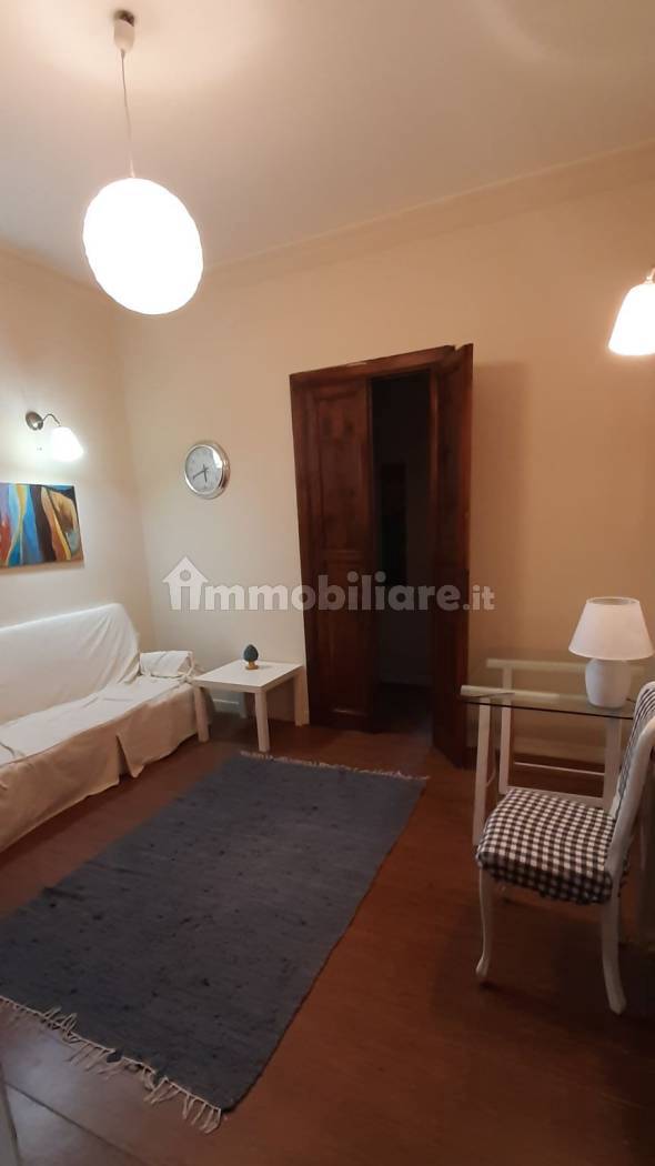 Trilocale via Consuntore Benintendi 108, Centro, Caltanissetta