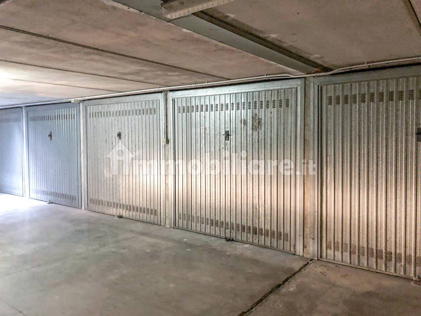 Garage - Box in Vendita