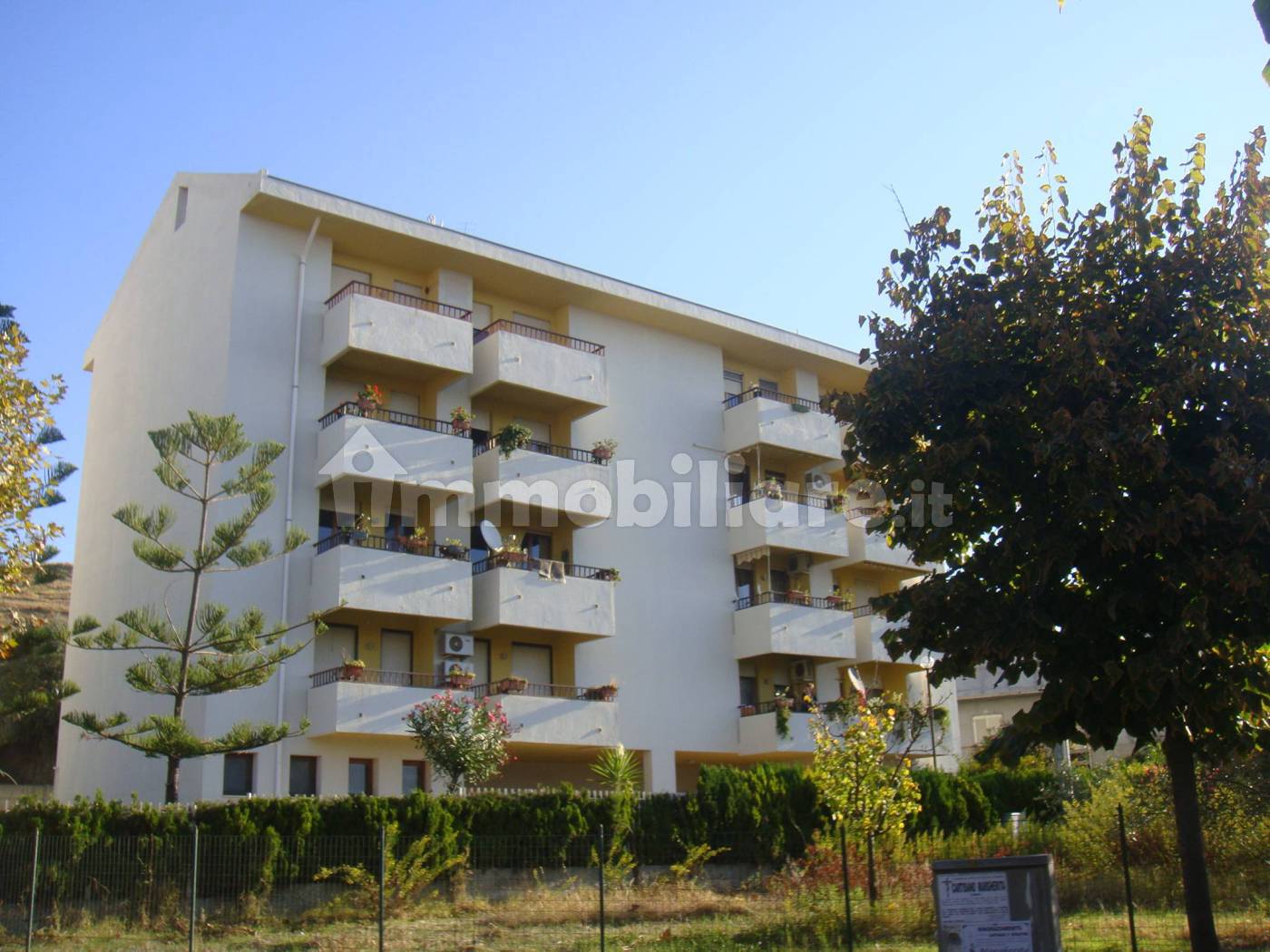 Quadrilocale viale Aldo Moro, Bova Marina