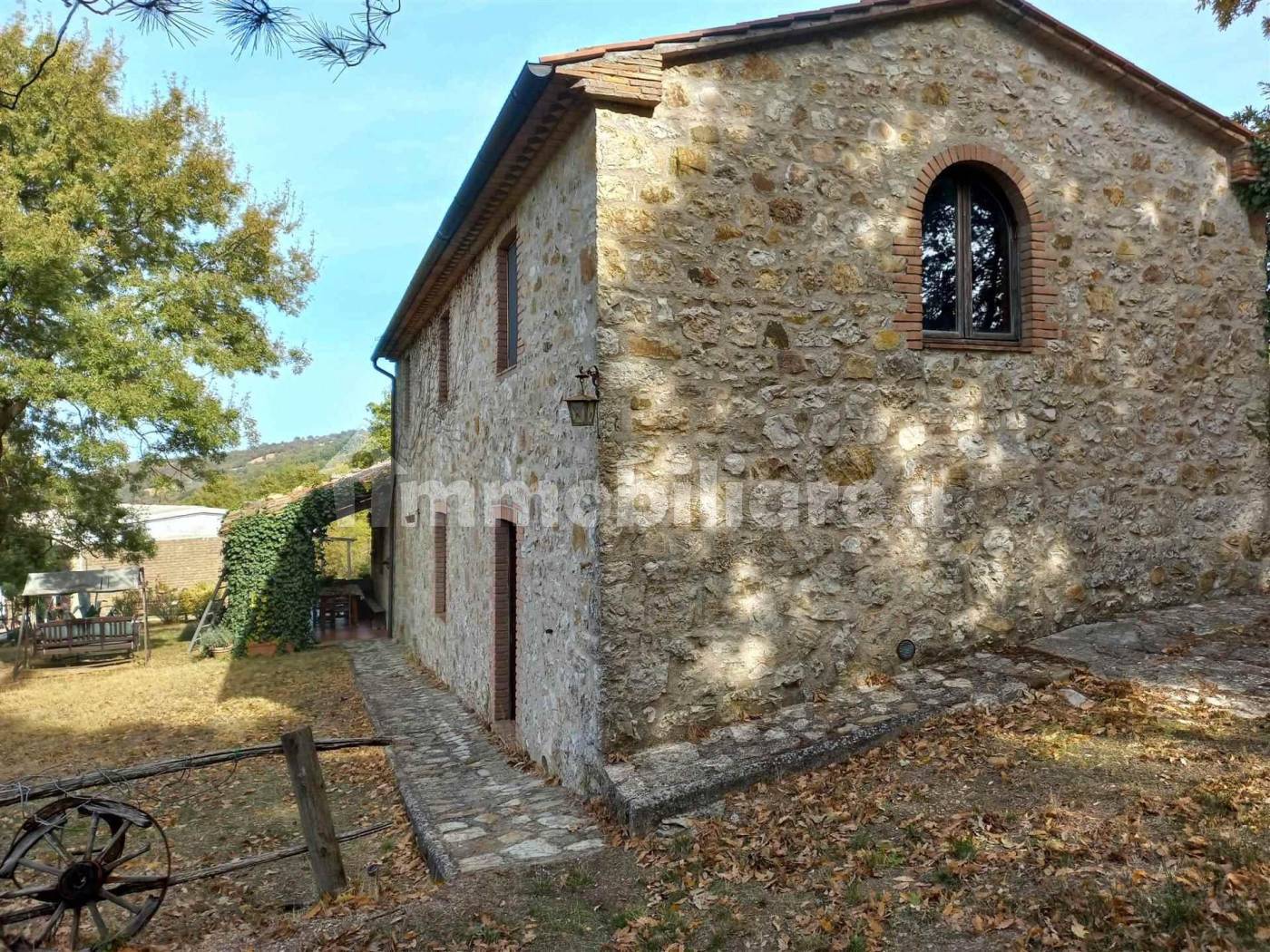 Locale commerciale in Vendita