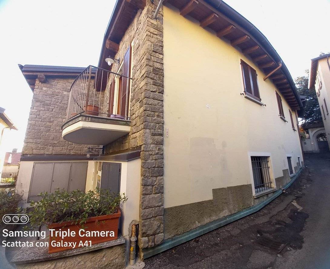 Trilocale via Umberto I 34, Cernobbio