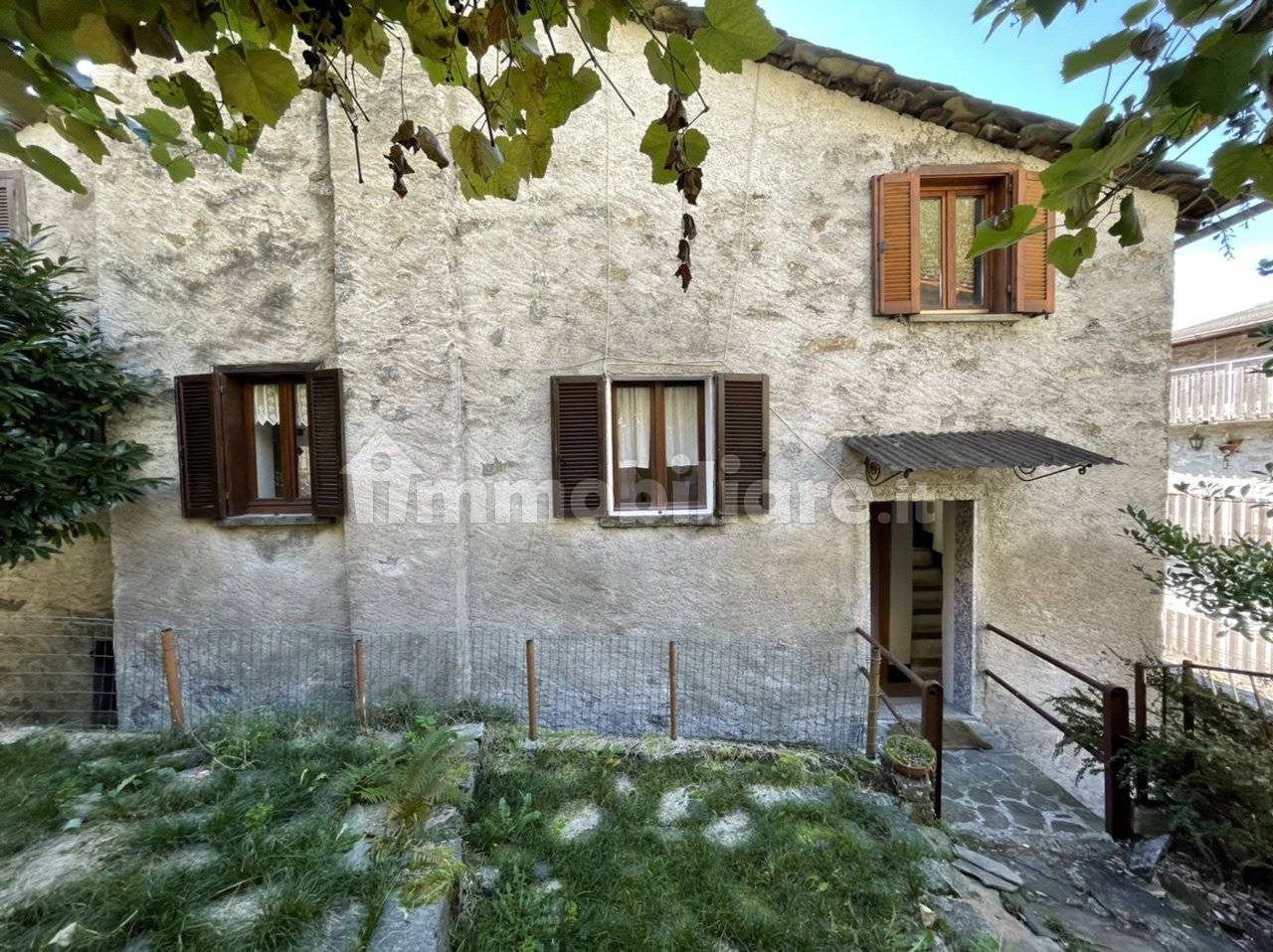 Trilocale via Ca' di Agri, Ardenno