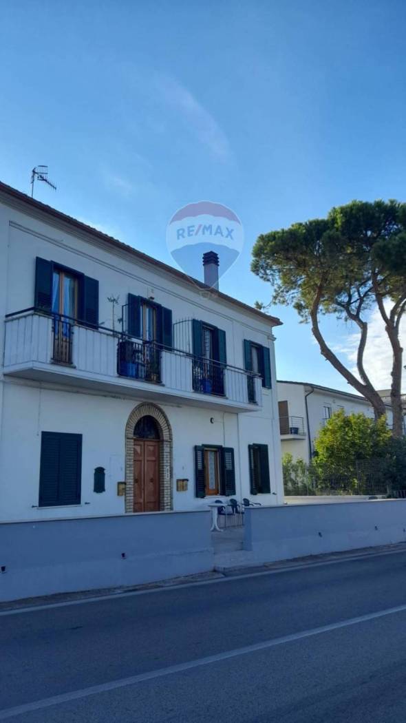 Quadrilocale Contrada portelle 72, Marina Di San Vito, San Vito Chietino