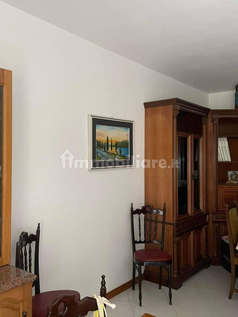 Trilocale via Madonna della Salute 8, Centro, Vittoria