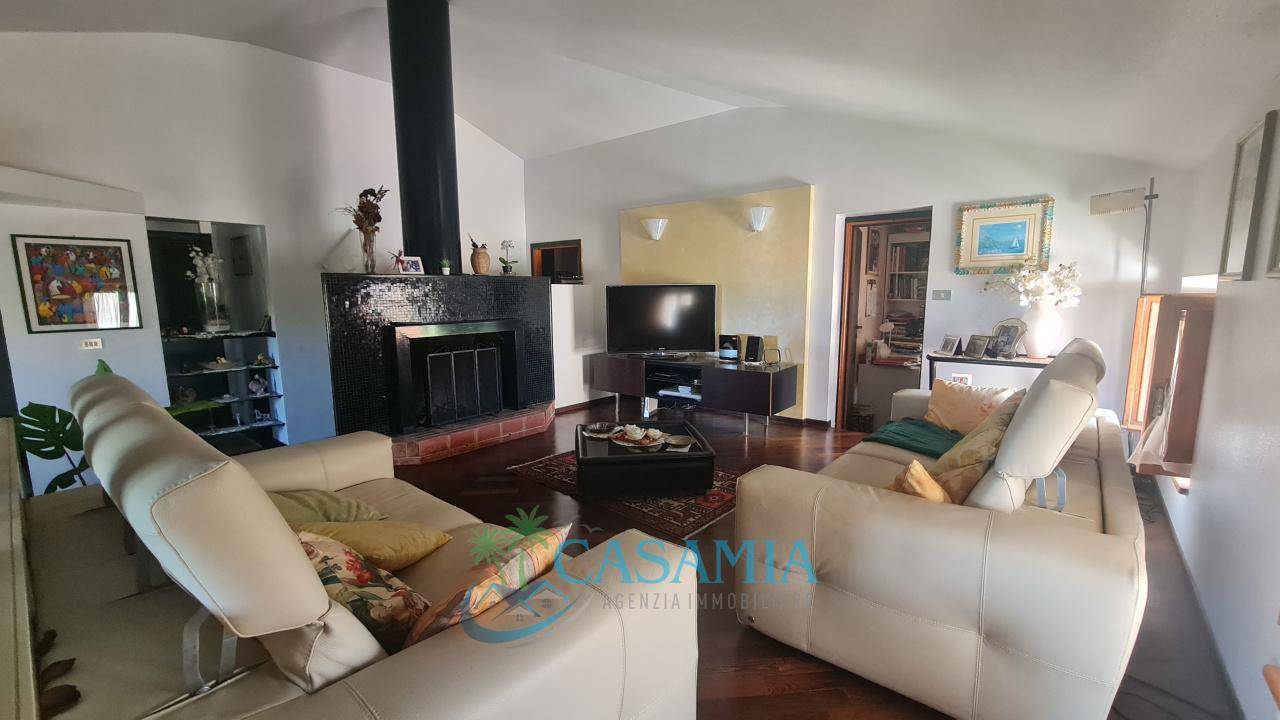 Appartamento via Spagnoli, Centro, Falconara Marittima