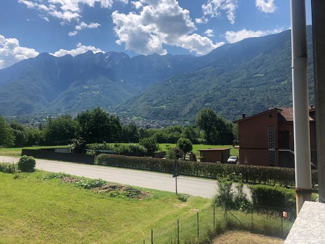 Appartamento via Valeriana, Morbegno