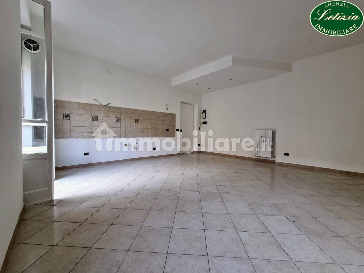 Bilocale buono stato, terzo piano, Piazza della Libertà, Alessandria