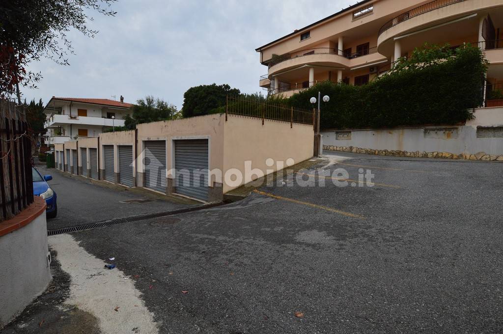 Garage - Box in Vendita