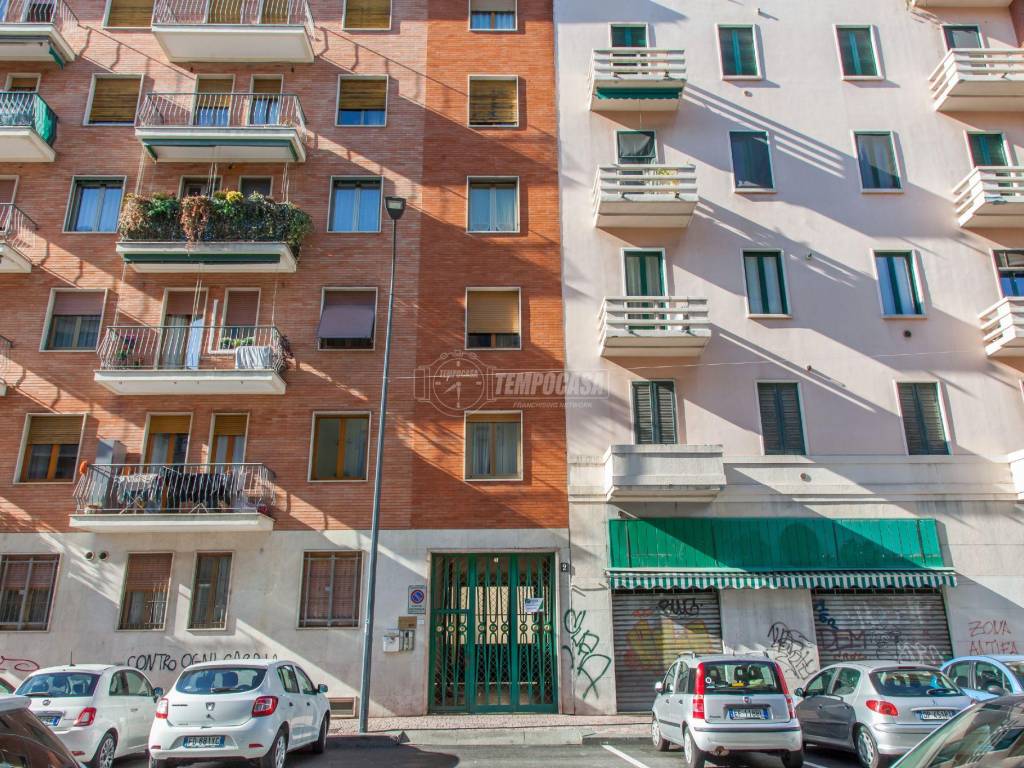 Magazzino - Deposito via Rosa Massara de Capitani 2, Milano, Rif. 91941490 - Immobiliare.it