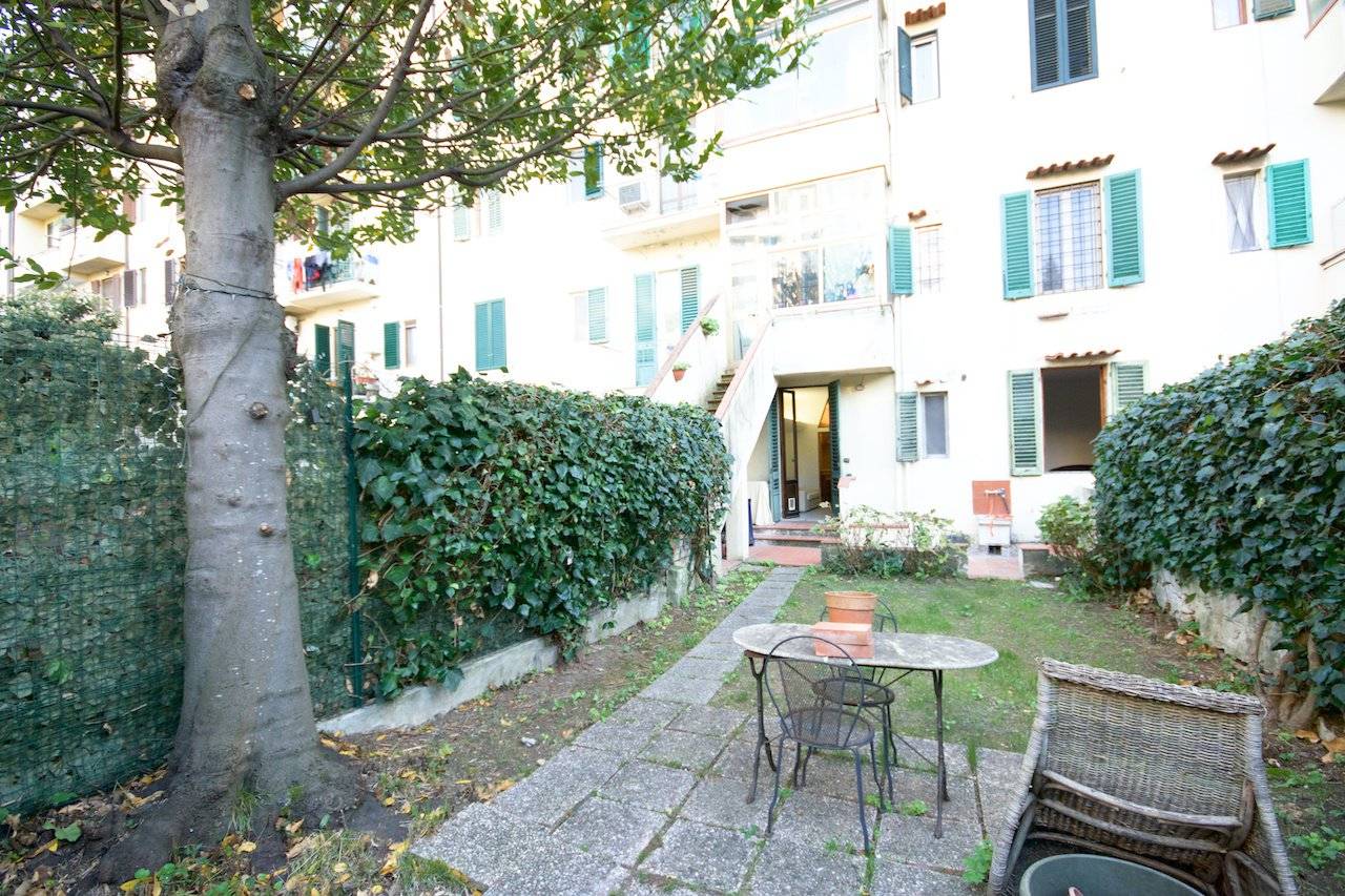 Quadrilocale via Alfredo Oriani, Leopoldo - Vittorio Emanuele - Statuto, Firenze