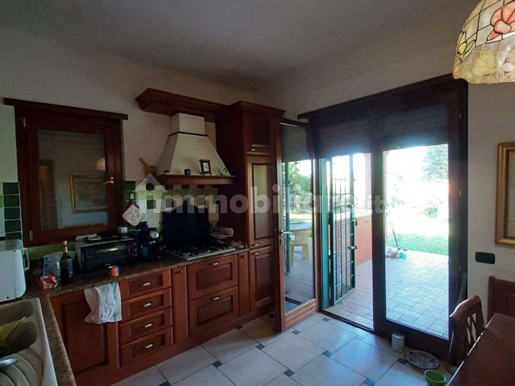 Vendita Villa unifamiliare in via Alfredo De Luca 8 Roma. Ottimo stato ...