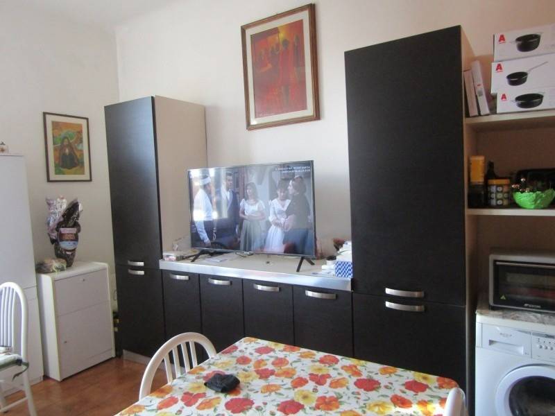 Trilocale via Trento 11, Porta Valle - Stazione, Jesi