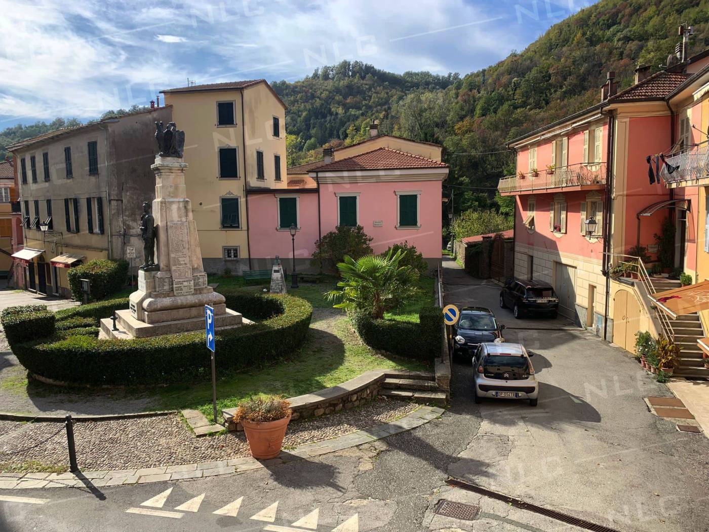 Monolocale piazza Vittorio Emanuele, Centro, Varese Ligure
