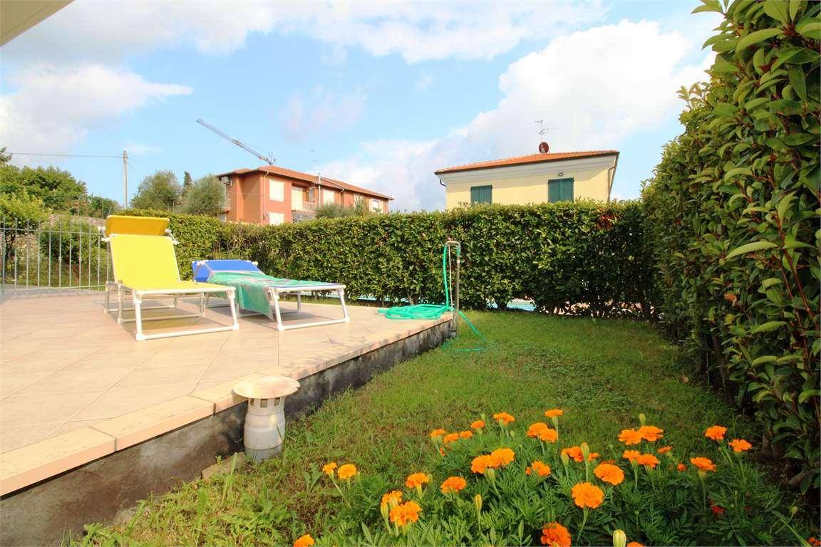 Bilocale via diano castello, 64, Centro, Diano Marina