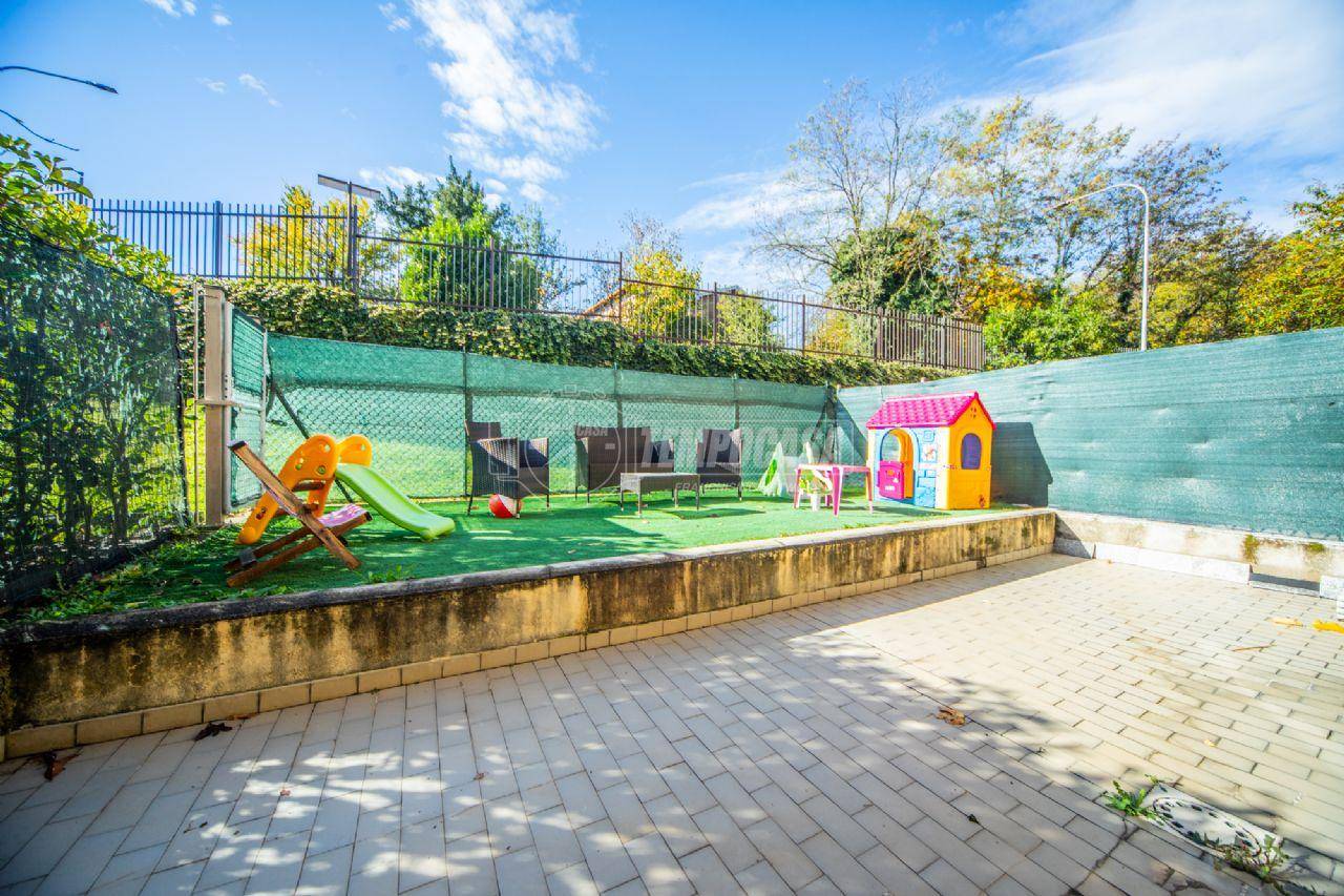 Trilocale via Pergine, Valle Olona, Varese