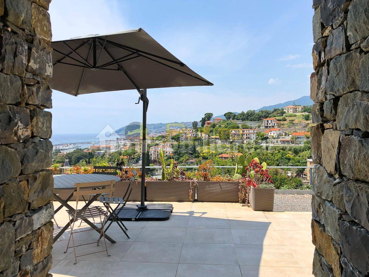 Villa unifamiliare via Val d&#x27;Olivi 285, La Brezza - Tre Ponti, Sanremo