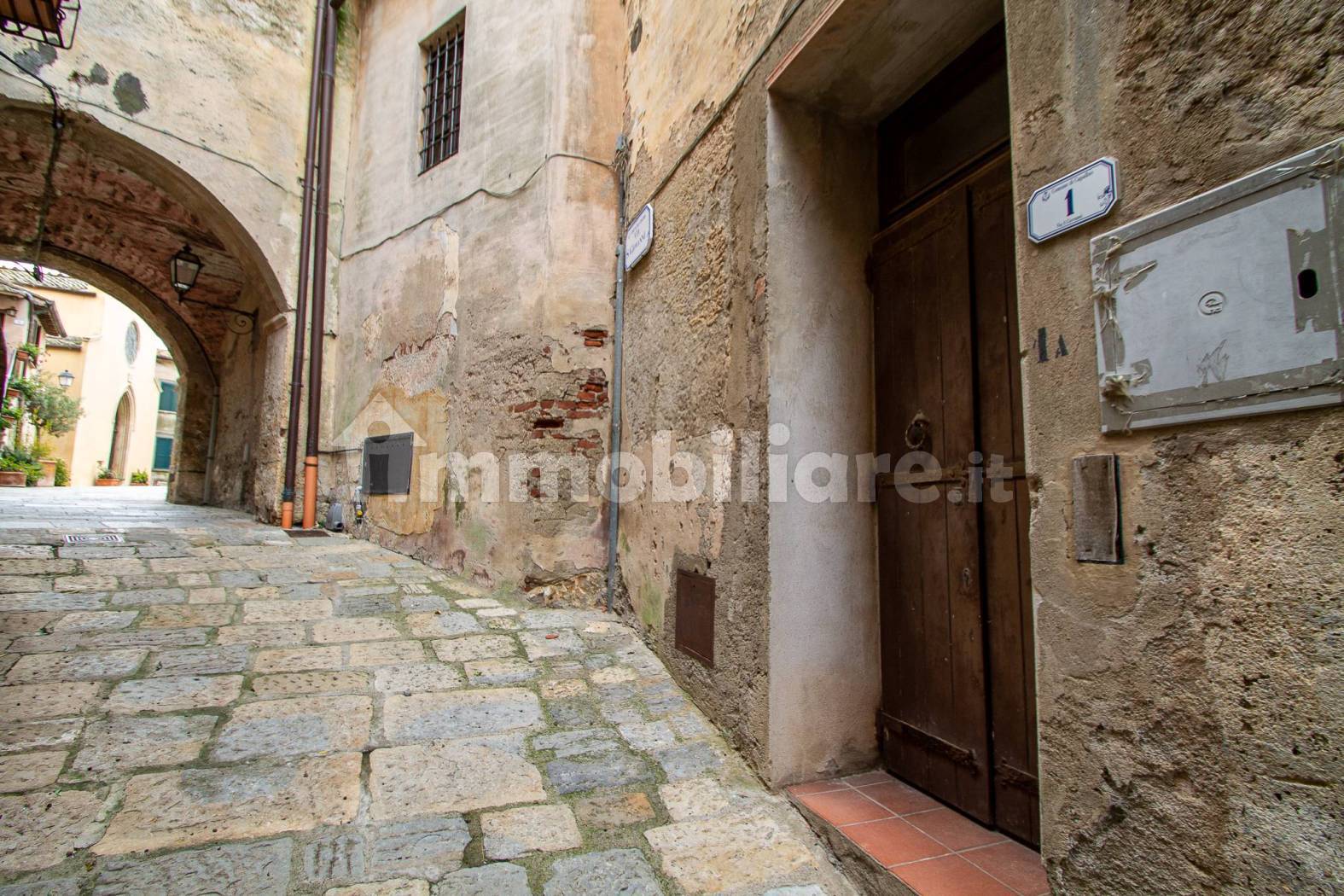 Appartamento piazza della Porticina, Centro, Capalbio