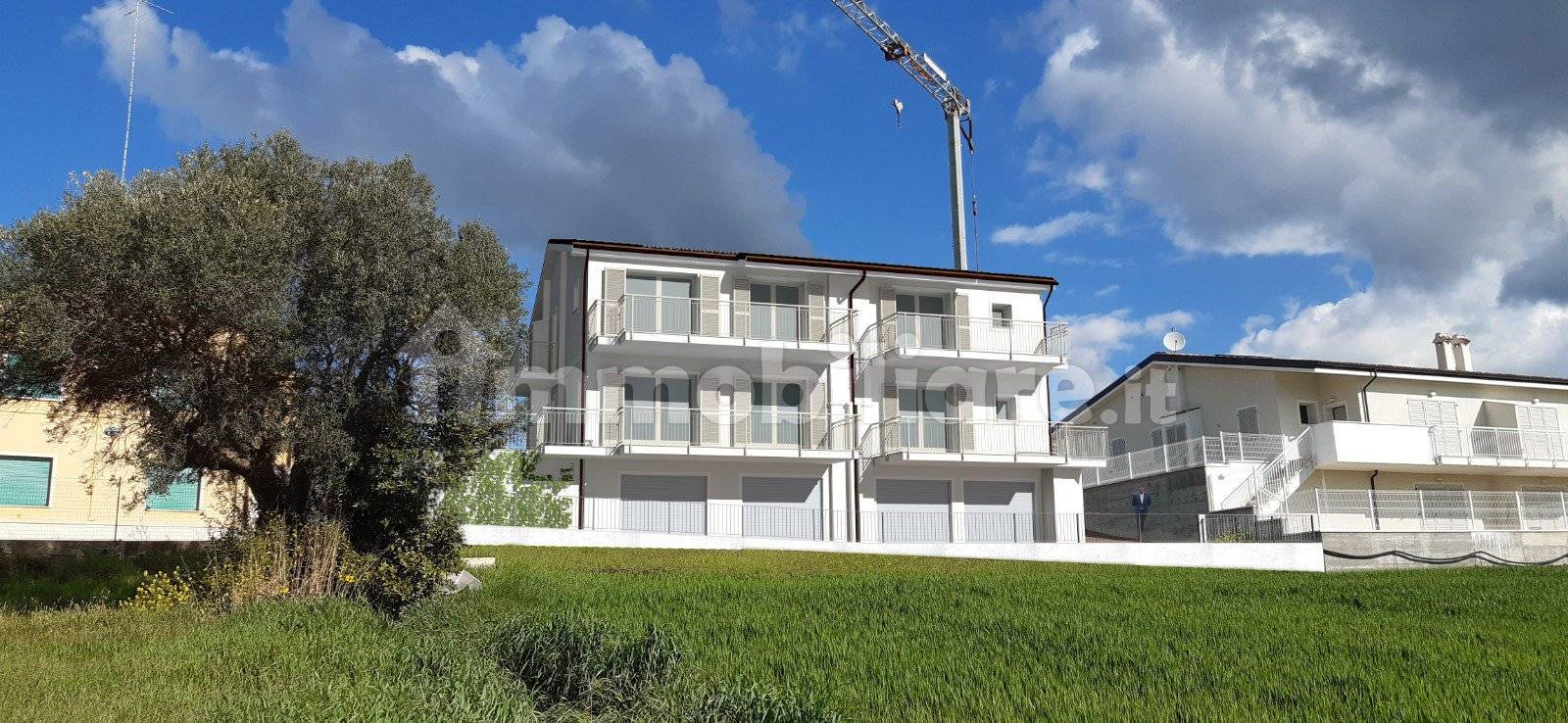 Appartamenti e Appartamenti in villa di nuova costruzione a Castelfidardo