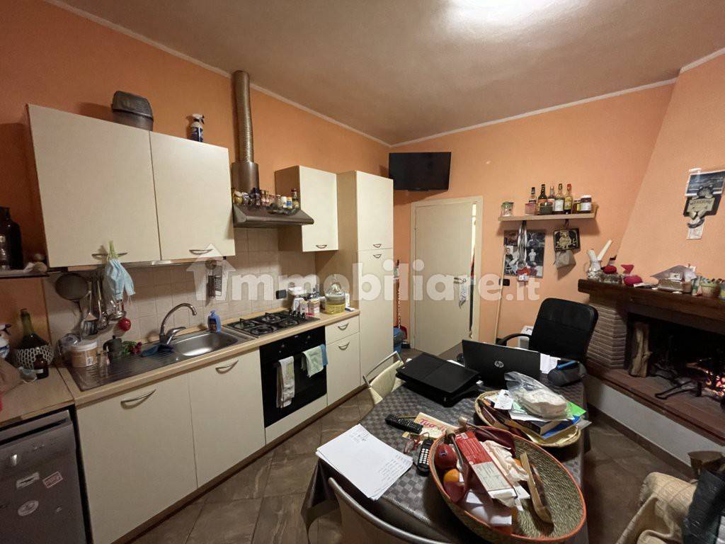 Trilocale via Asciutti 37, Centro, Porcari