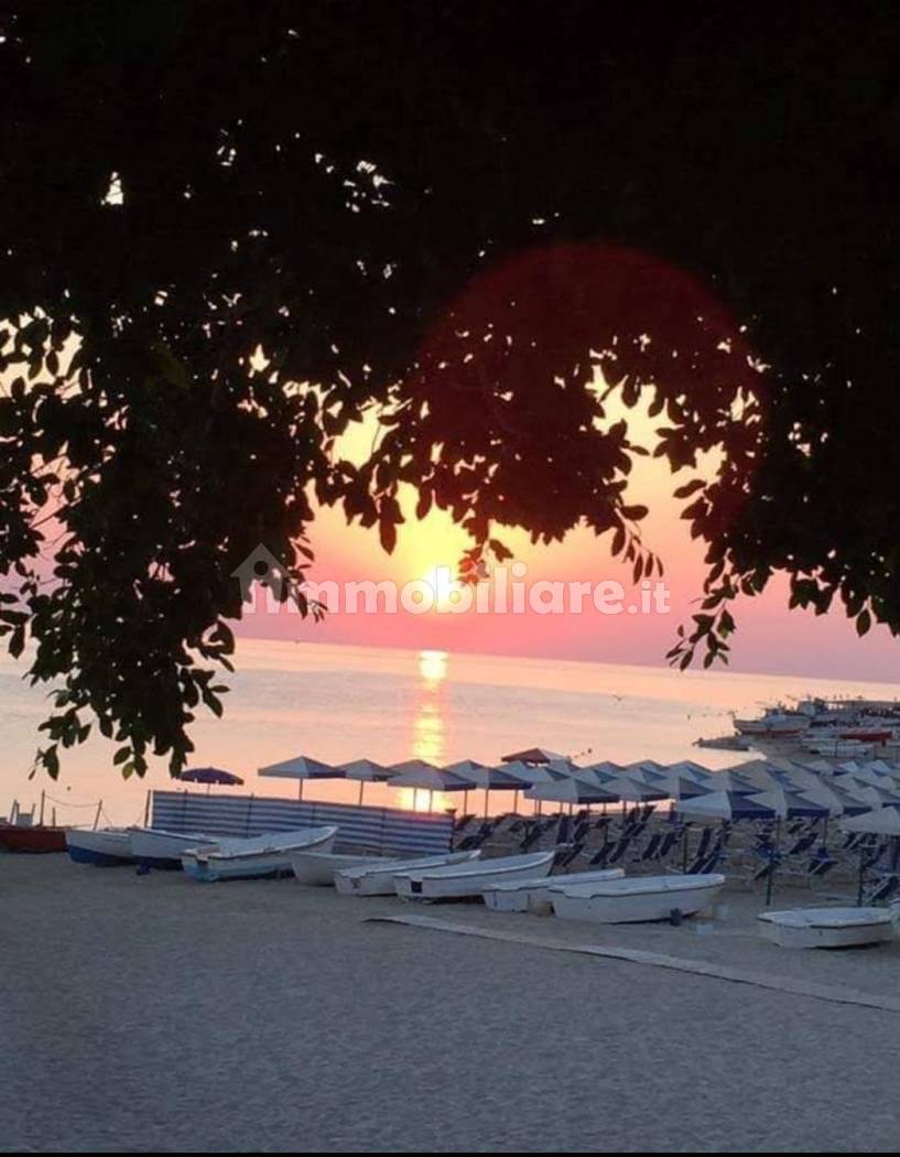 Quadrilocale viale John Fitzgerald Kennedy 10, Soverato Marina, Soverato