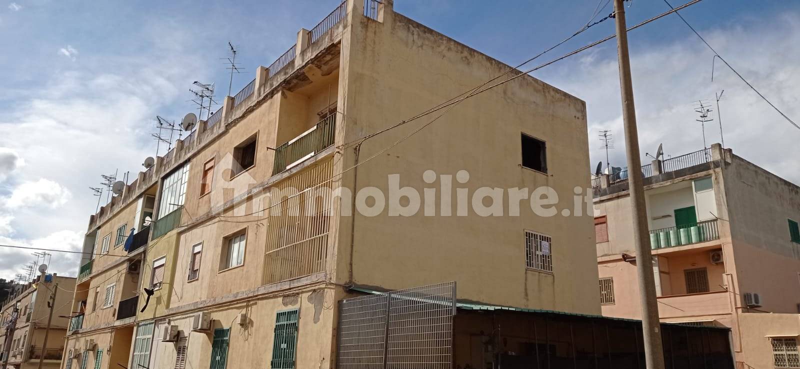 Trilocale via Angelo Barbottiglia, Gazzi, Messina