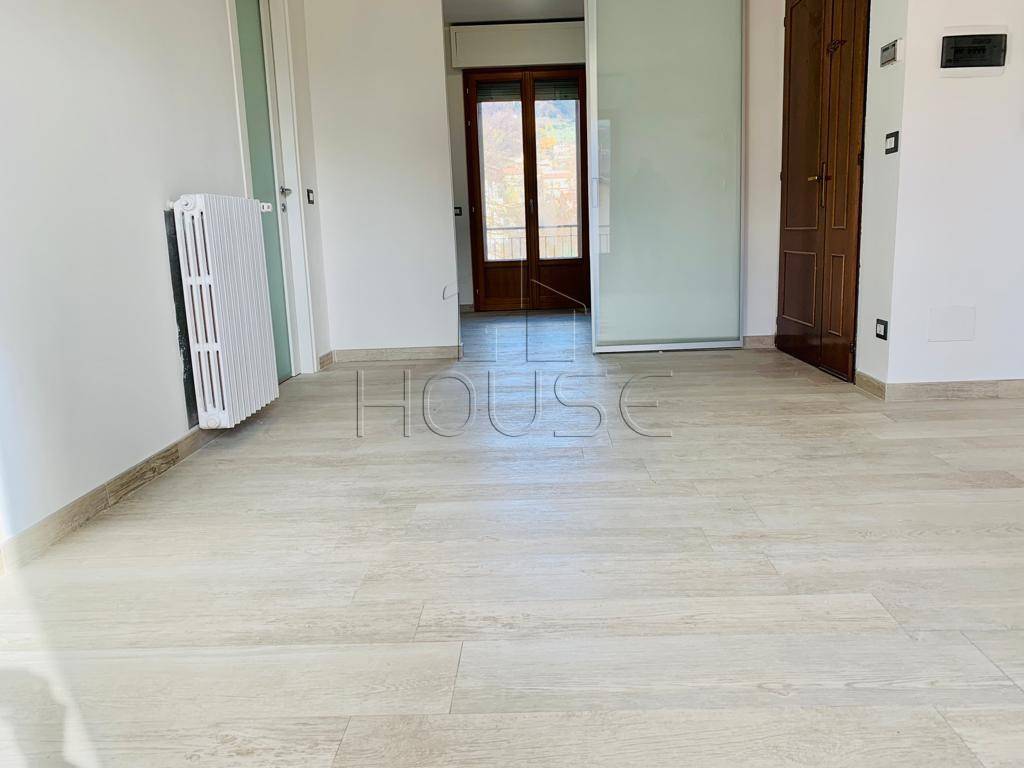 Quadrilocale via Sinj 3, Centro, Sansepolcro