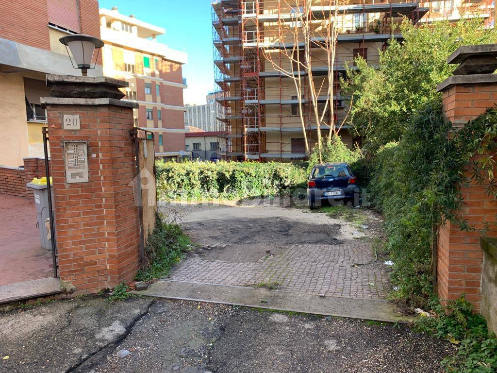 Garage - Box in Vendita