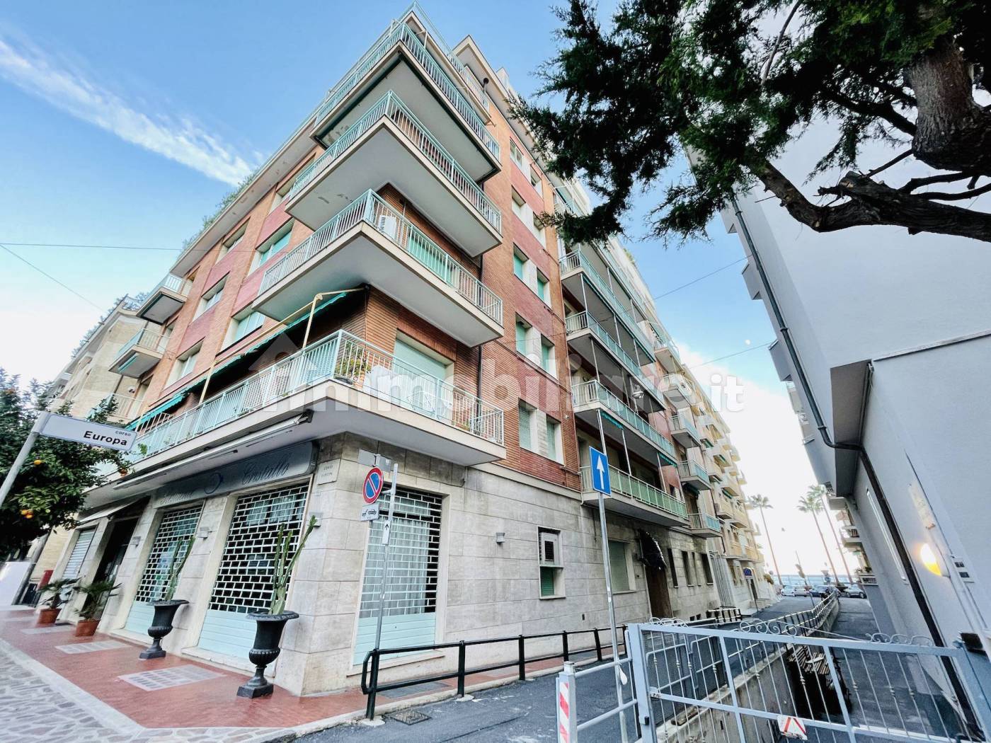 Appartamento via Don Piccagli 12, Via Roma, Borgo Barusso, Alassio