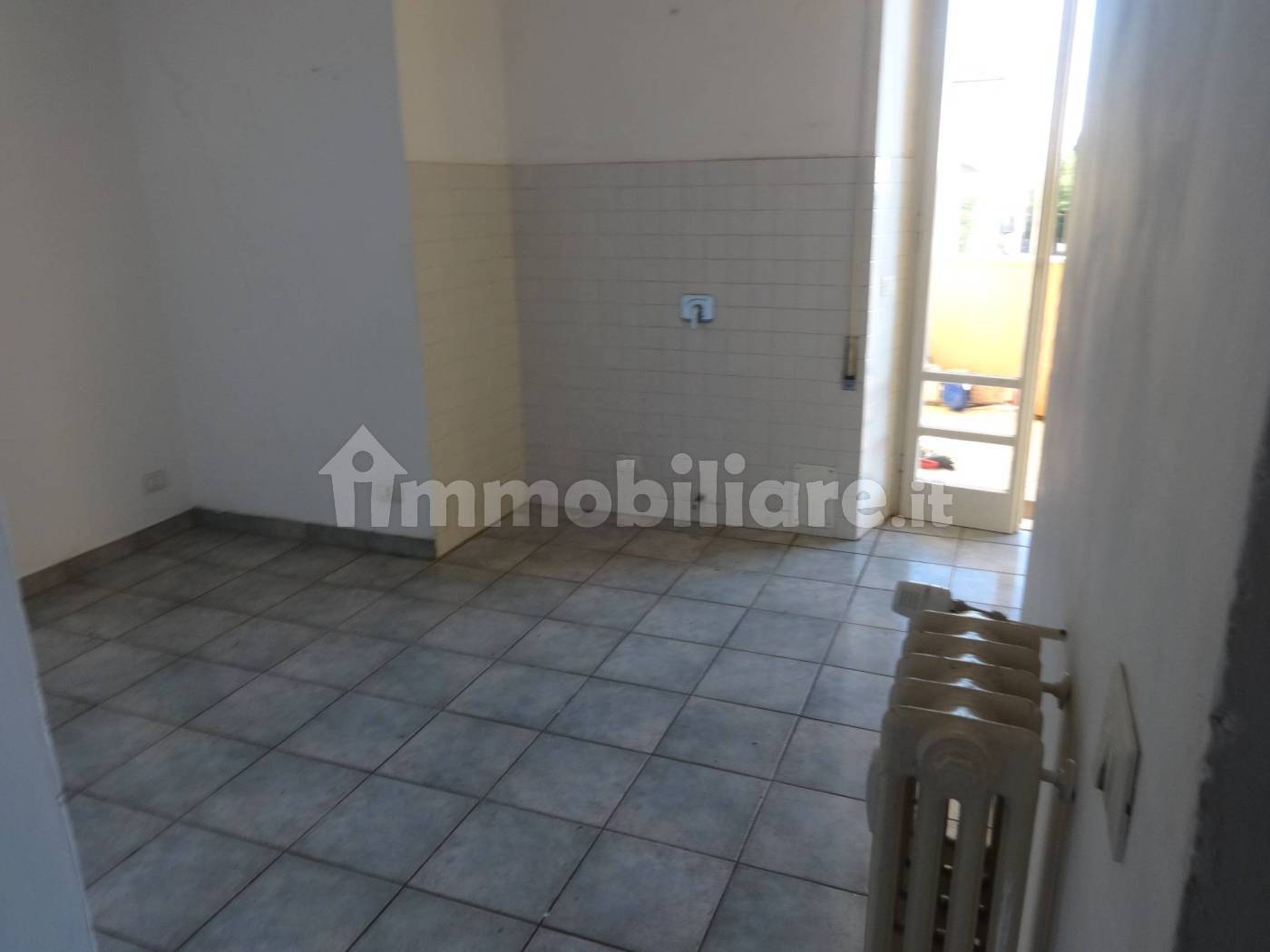 Bilocale via dei Filosofi, Centro, Perugia